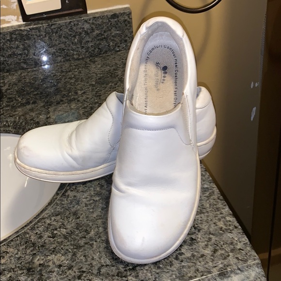 Spring Step | Shoes | White Nursing Shoes Size 9 Spring Step Comfort ...